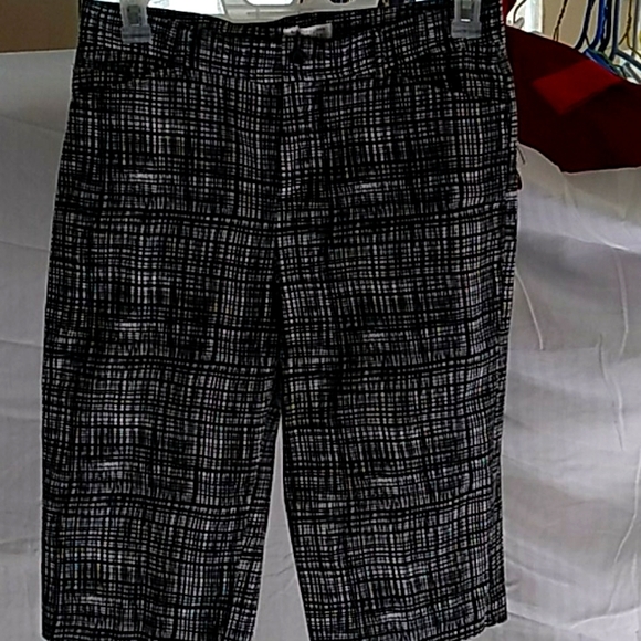 Christopher & Banks | Pants & Jumpsuits | 64 Christopher Banks Capri ...